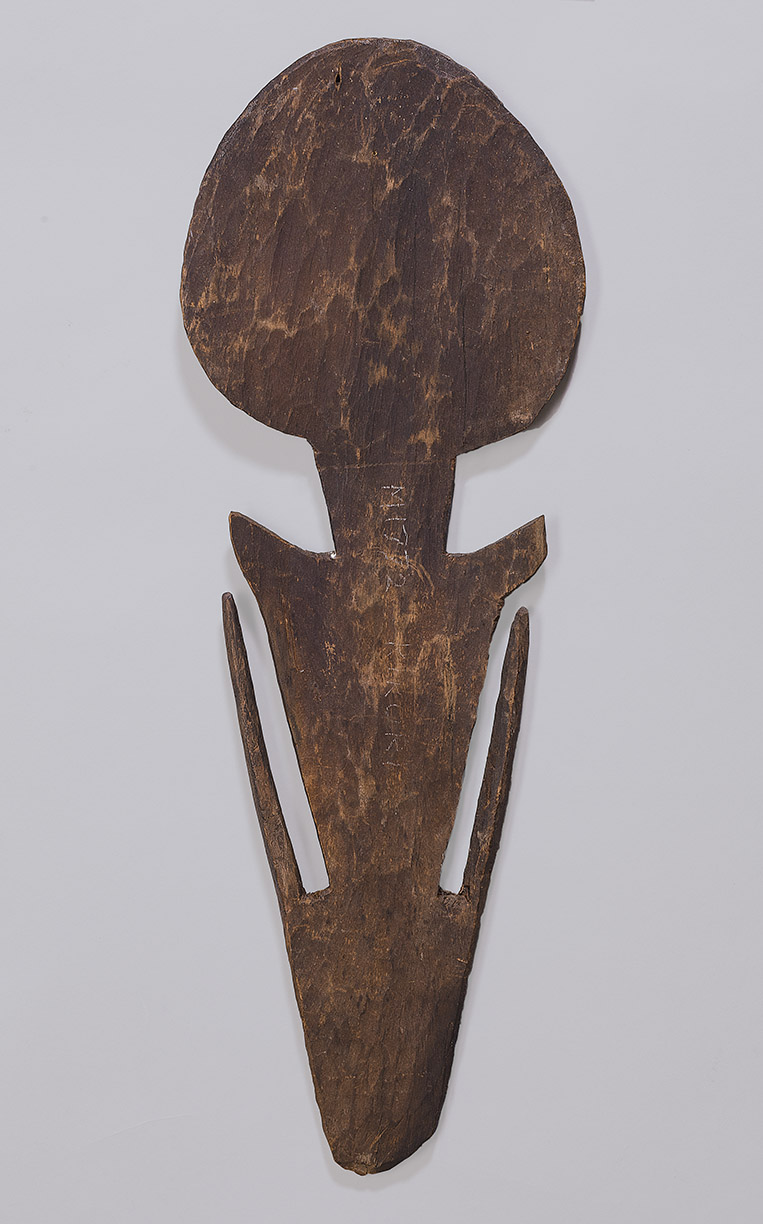 Skull rack, Agiba - Lawrence Pebbles Oceanic Art Gallery